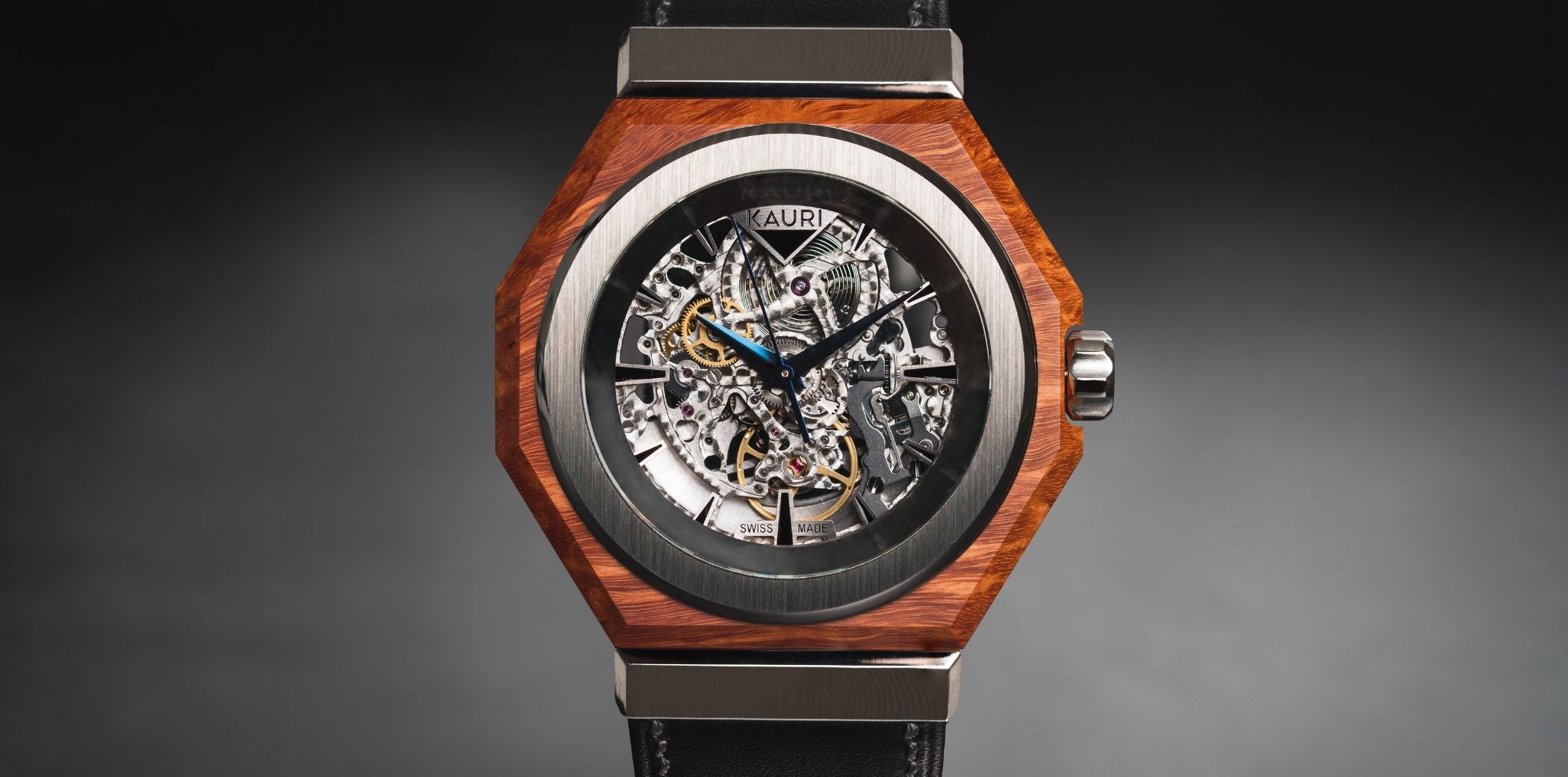 Watchmaking photography, a precious art of details | Lakeprod